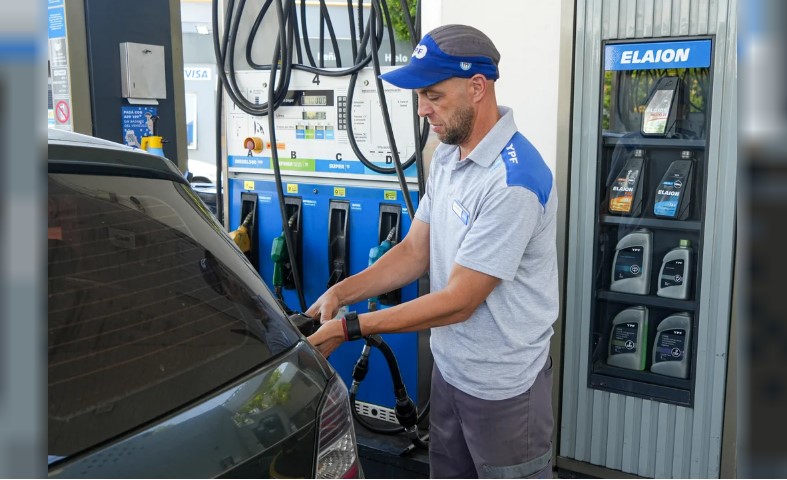 Aumenta la nafta: cuánto cuesta el litro de súper en YPF desde el 1° de abril – Editorial FL