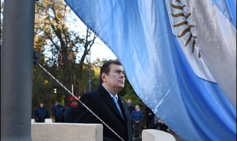 Zamora encabezó el aniversario del Día de la Bandera – Editorial FL